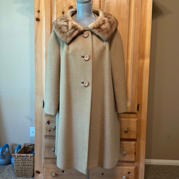 Youthcraft | Jackets & Coats | Vintage 95s Youthcraft Boucle Camel ...